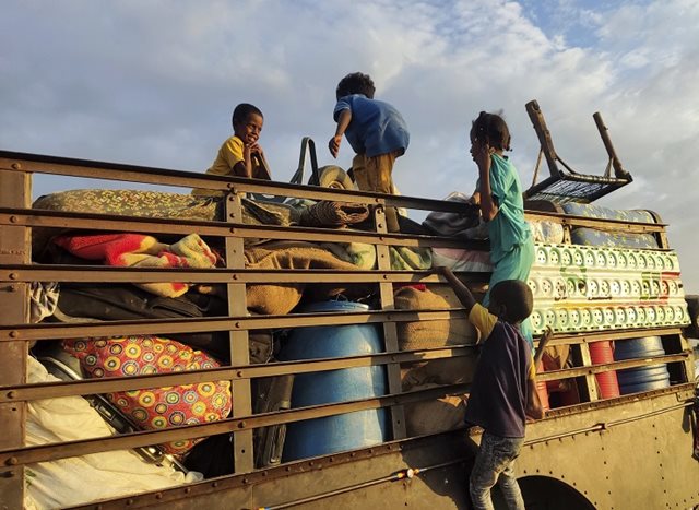 After two years of displacement, Sudanese families begin journey home ...